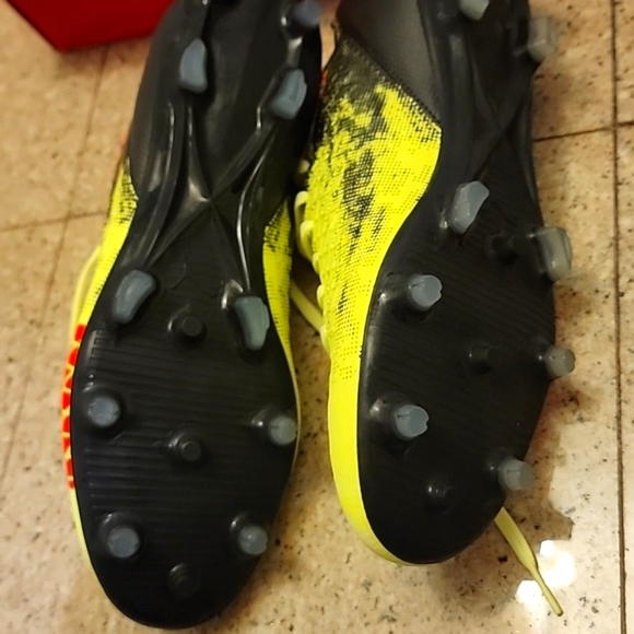 Puma | Shoes | Nwt Puma Neon Yellow And Orange Laced Soccer Football ...